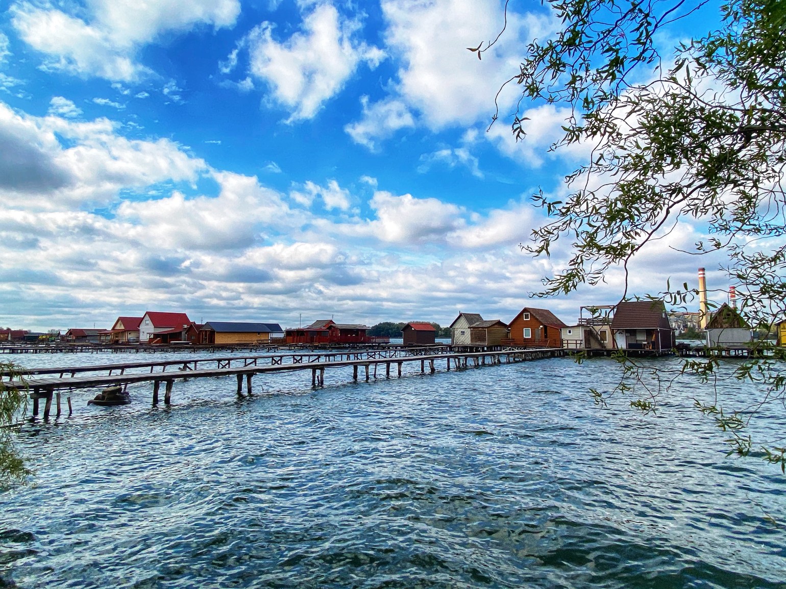 Hungary’s Floating Houses: Lake Bakodi