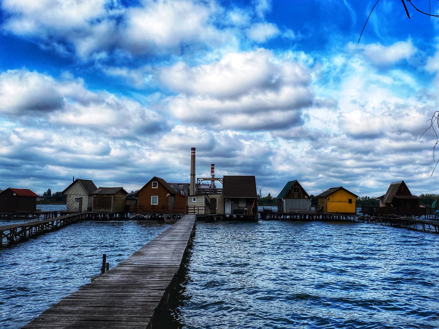 Hungary’s Floating Houses: Lake Bakodi