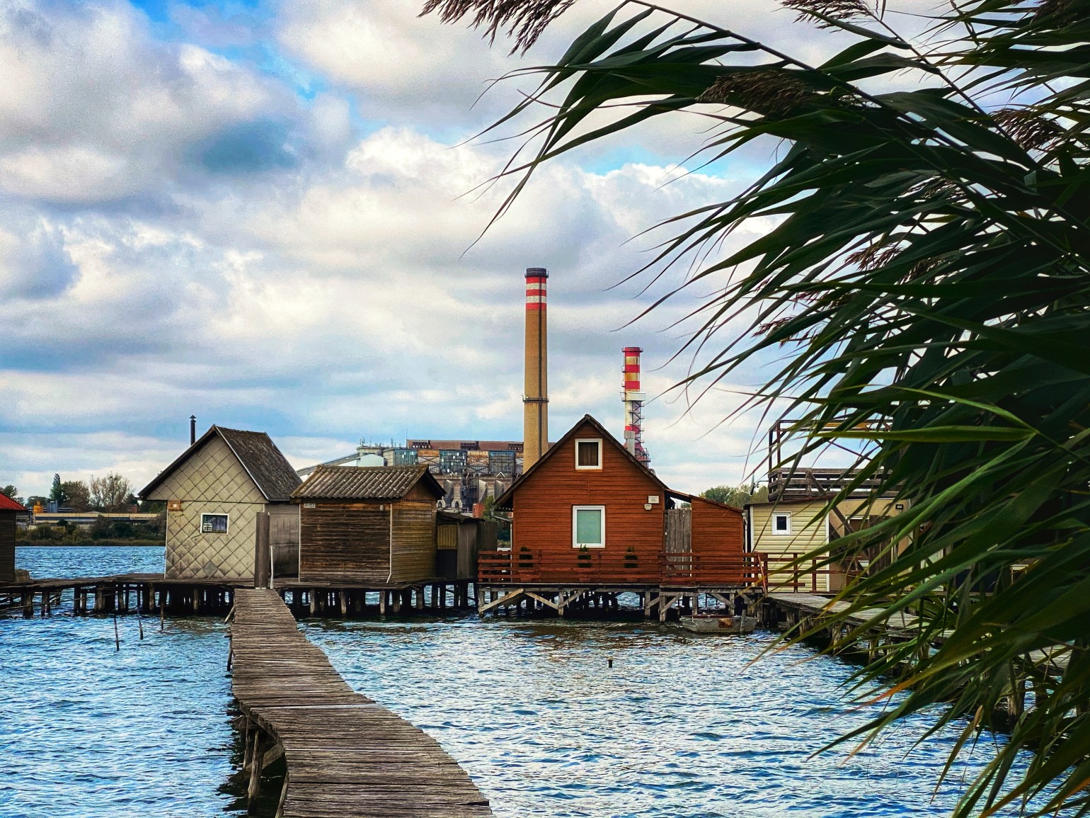 Hungary’s Floating Houses: Lake Bakodi